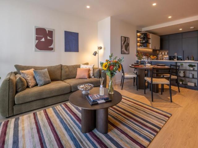 Ferry Island, 1 Heart Of Hale Lane. 2 bed apartment to rent £2,885 pcm £666 pw