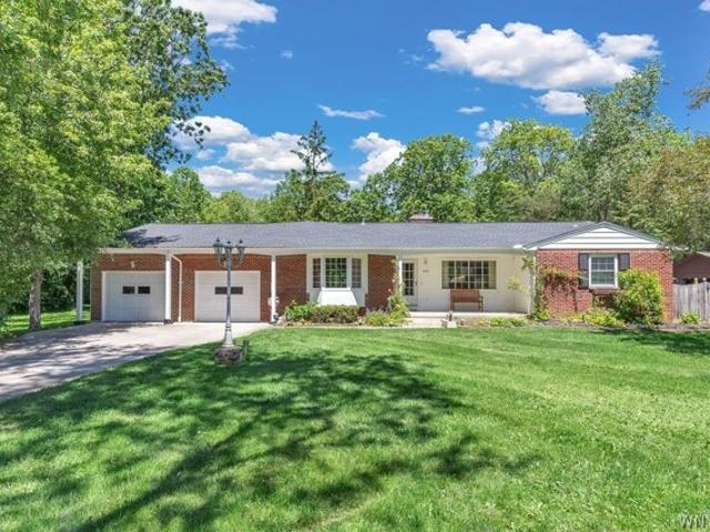 Ferry Rd, Grand Island, Home For Sale