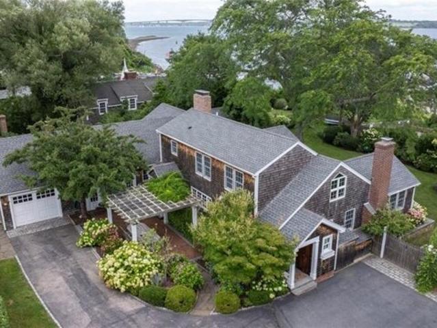 Ferry Rd, North Kingstown, Home For Sale