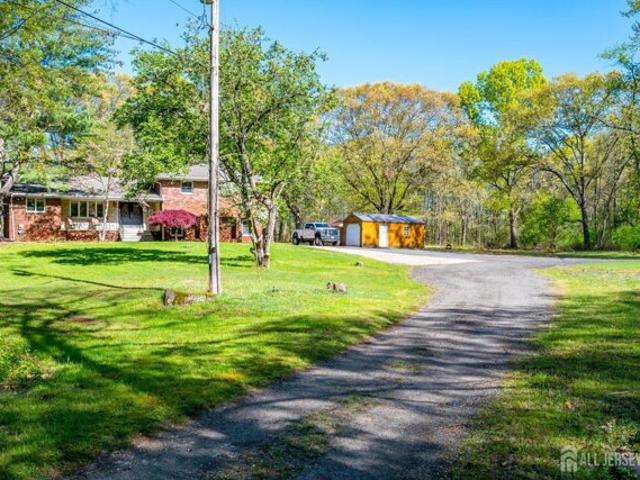 Ferry Rd, Old Bridge, Home For Sale