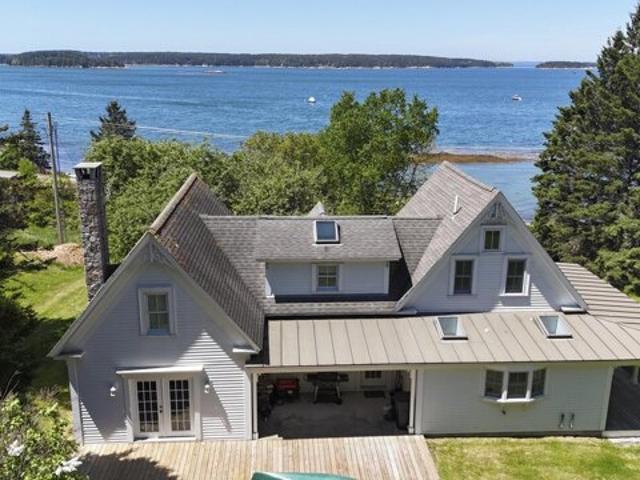 Ferry Rd, Swans Island, Home For Sale