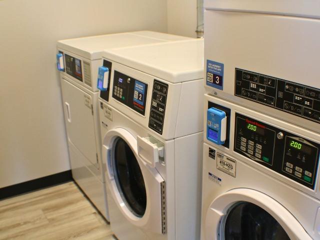 Ferry Street Flats 1 Bedroom Apartment for Rent at 1820 Ferry St, Eugene, OR 97401 South University