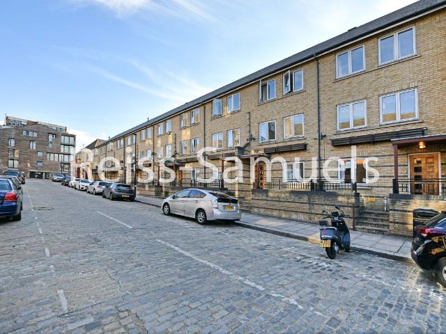 Ferry Street, Isle Of Dogs, Docklands, London E14, 5 bed terraced house to rent, £4,983 pcm | PrimeLocation