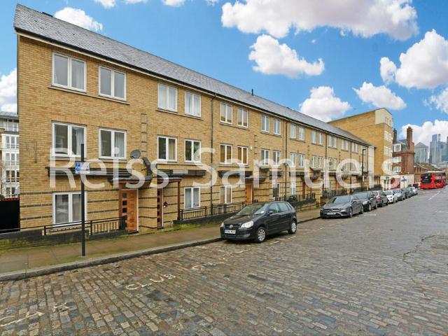 Ferry Street, London E14 5 bed terraced house to rent £5,200 pcm £1,200 pw