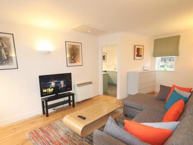 Ferrymans Court, Flat,queen Street, 1 Bedroom Apartment