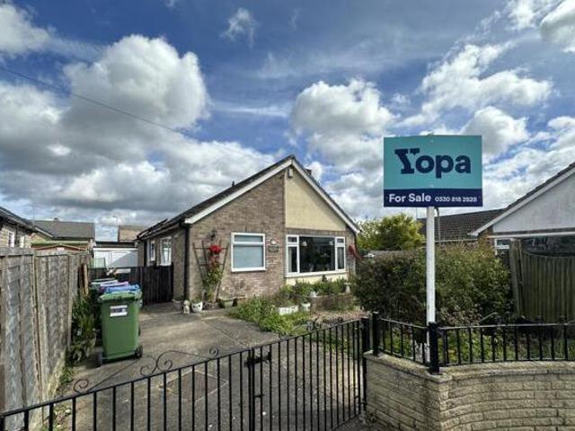 Ferryside Gardens, Fiskerton, 3 Bedroom Detached