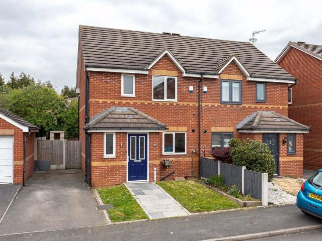 Festival Close, Stoke On Trent, Staffordshire ST6, 3 bed semi detached house to rent, £995 pcm | PrimeLocation
