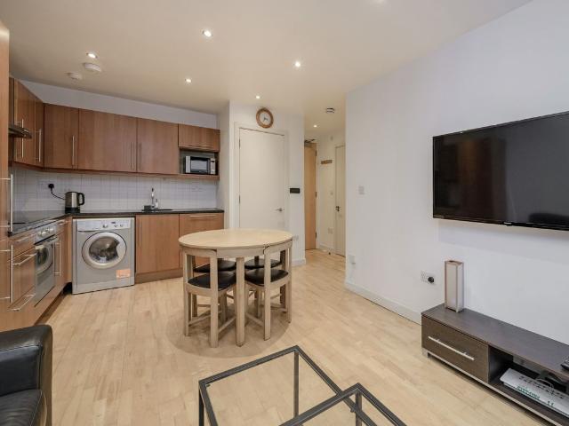 Fetter Lane, Holborn, London EC4A, 1 bed flat to rent, £2,750 pcm | PrimeLocation