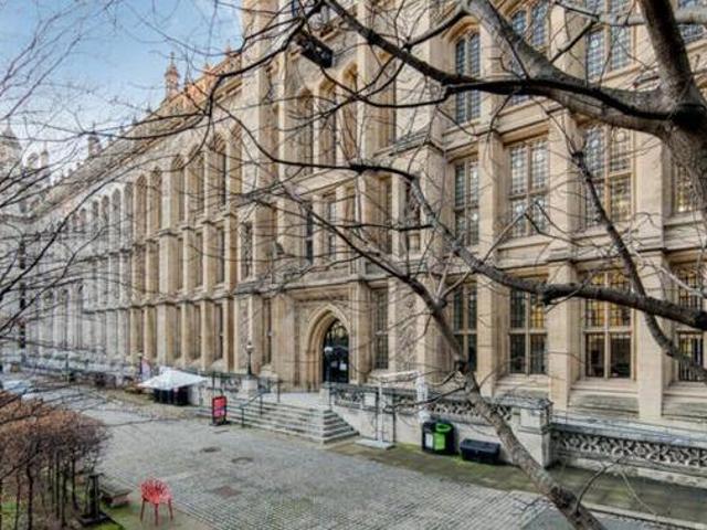Fetter Lane, Holborn, 2 Bedroom Apartment