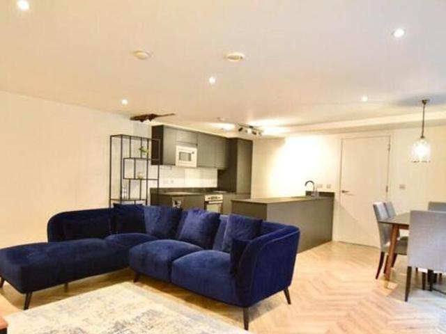 Fetter Lane, London, 2 Bedroom Apartment