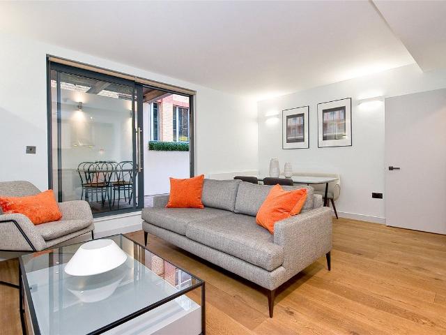 Fetter Lane, London EC4A, 1 bed flat to rent, £2,750 pcm | PrimeLocation