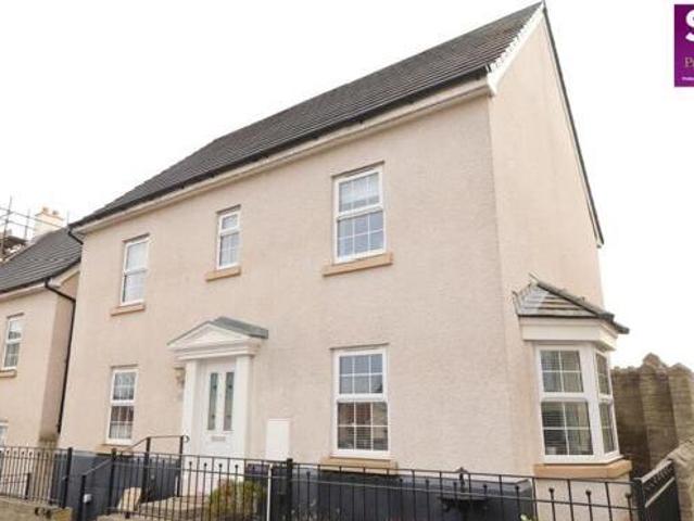Ffordd Bevan, Pontrhydyrun, 4 Bedroom Detached