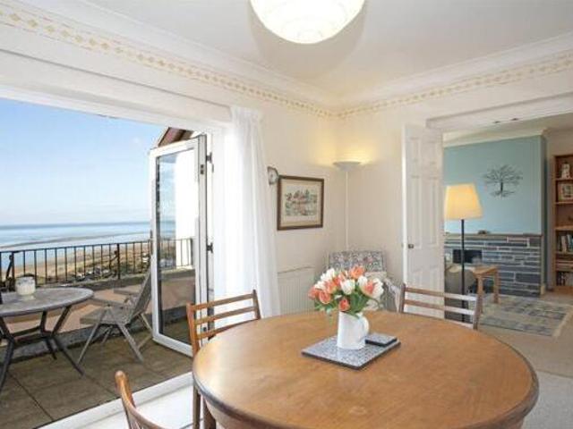 Ffordd Parc Y Llethrau, Aberdyfi, 2 Bedroom Flat