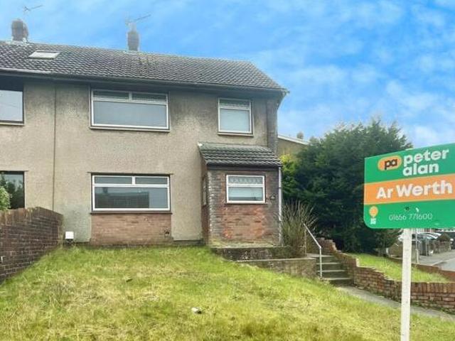 Ffordd Yr Eglwys, North Cornelly, 3 Bedroom Semi detached