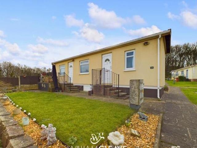 Ffynnongroyw, Coast Road, Holywell, 1 Bedroom Park