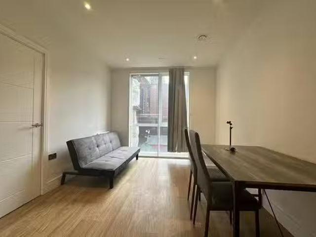 FH Timber Yard 1 Bedroom 1 Bathroom Flat 105
