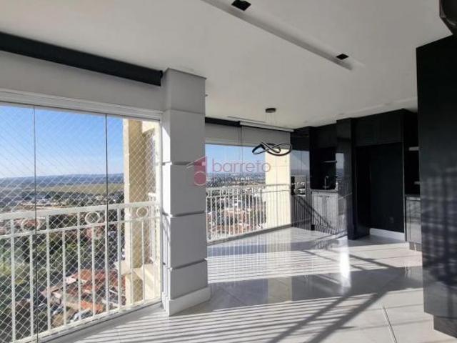 FINA COBERTURA COM VISTA PANORÂMICA À VENDA NO CONDOMÍNIO BOSQUE DOS JURITIS BAIRRO MEDEIROS JUN