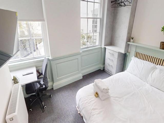Final 1 bed Flat available for 26 27 Period