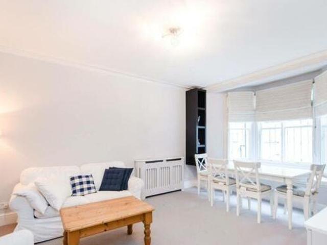 Finborough Road, Chelsea, 1 Bedroom Maisonette
