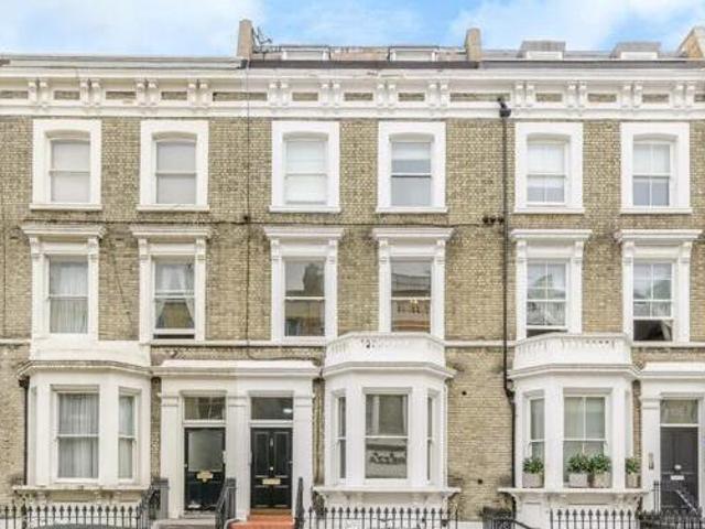 Finborough Road, Chelsea, 2 Bedroom Flat