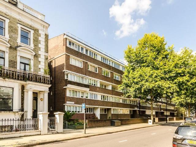 Finborough Road, Chelsea, London, SW10 4 bed maisonette to rent £8,667 pcm £2,000 pw