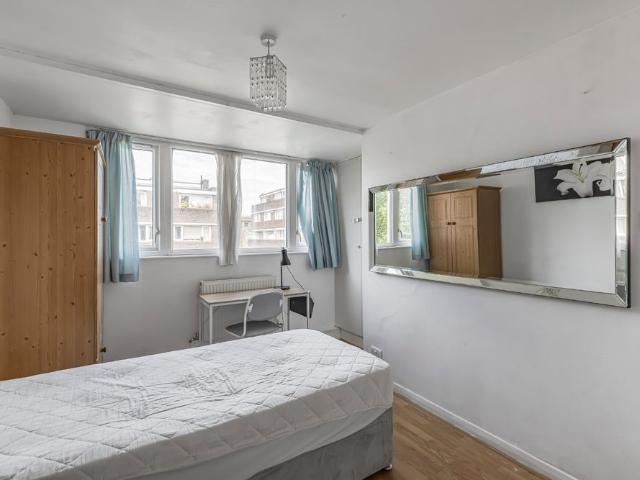 Finborough Road, Chelsea, London, SW10