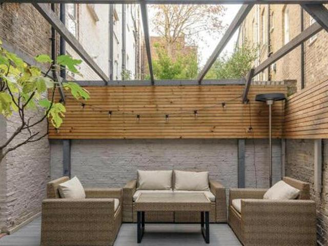 Finborough Road, London, 2 Bedroom Apartment