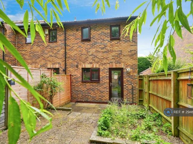 Finch Close, Oxford, OX3 1 bed terraced house to rent £1,825 pcm £421 pw