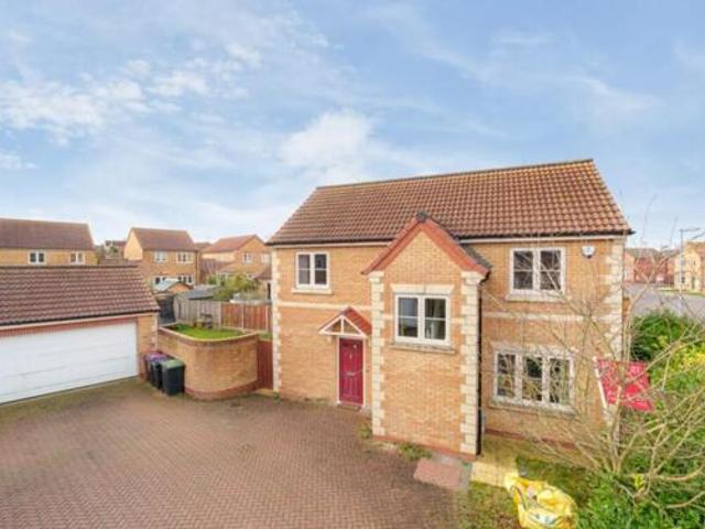 Finch Drive, Sleaford, 4 Bedroom Detached