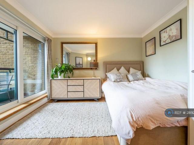 Finch Lodge, London, W9 1 bed flat to rent £2,500 pcm £577 pw