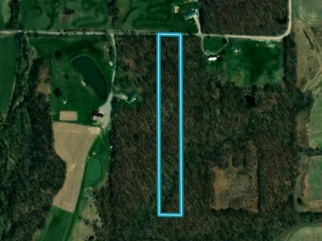 Finch Ln, Louisville, IL 62858