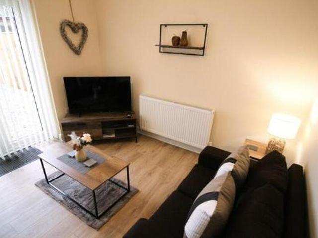Finch Road, Doncaster, 5 Bedroom House