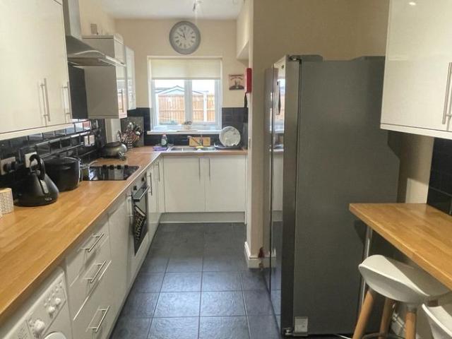 Finch Road, Doncaster DN4, Room to rent, £542 pcm | PrimeLocation