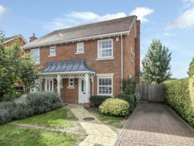 Finches Close, Colden Common, Winchester, Hampshire SO21, 2 bed terraced house to rent, £1,600 pcm | PrimeLocation