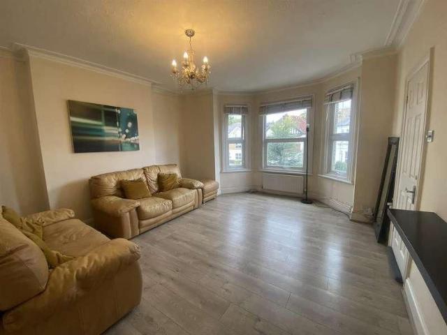 Finchley Lane, Hendon, London, NW4