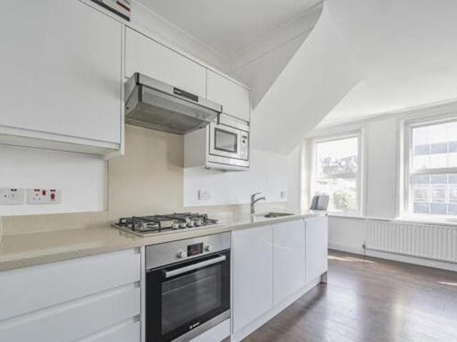 Finchley Road, Hampstead, 1 Bedroom Flat