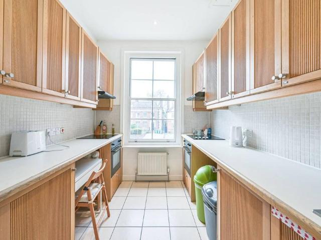 Finchley Road, Hampstead, London, NW3 Studio to rent £1,517 pcm £350 pw