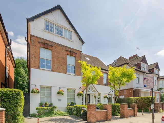Finchley Road, Hampstead, London, NW3 Studio to rent £1,712 pcm £395 pw