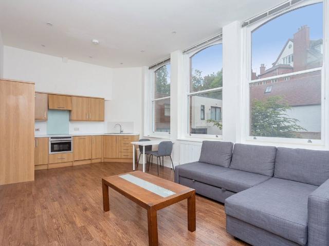 Finchley Road, Hampstead, London NW3, 1 bed flat to rent, £2,200 pcm | PrimeLocation
