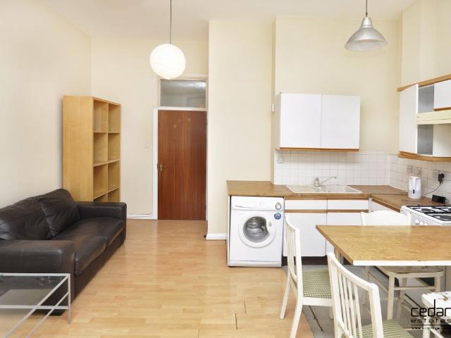 Finchley Road, Hampstead NW3, 2 bed flat to rent, £2,058 pcm | PrimeLocation