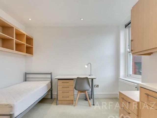 Finchley Road, Hampstead, Studio Flat For