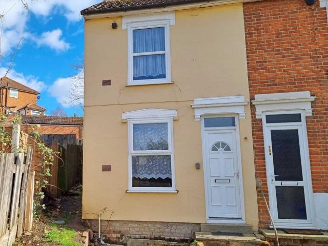 Finchley Road, Ipswich IP4, 2 bed end terrace house to rent, £950 pcm | PrimeLocation