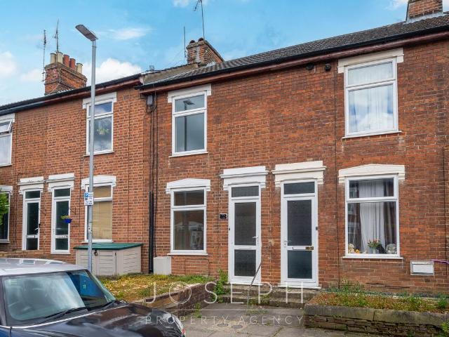 Finchley Road, Ipswich IP4, 2 bed property to rent, £950 pcm | PrimeLocation
