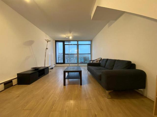 Finchley Road, London 2 bed apartment to rent £2,600 pcm £600 pw