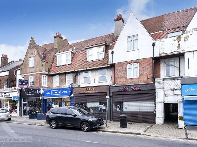 Finchley Road, London NW11, Studio to rent, £1,400 pcm | PrimeLocation