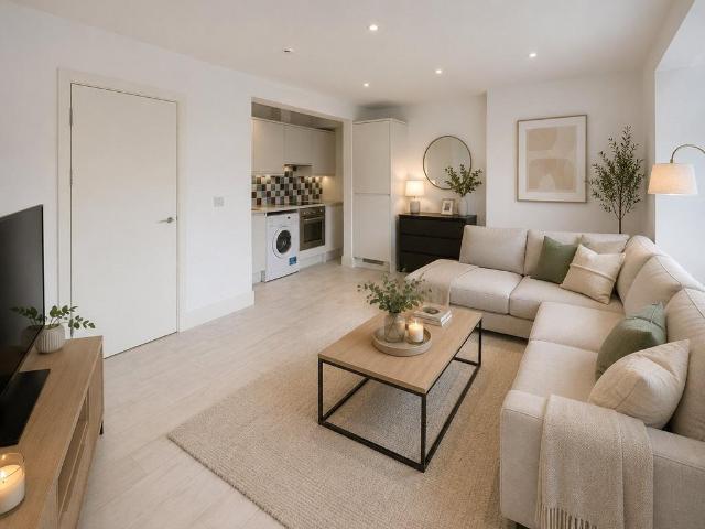 Finchley Road, London, NW11 1 bed apartment to rent £1,475 pcm £340 pw
