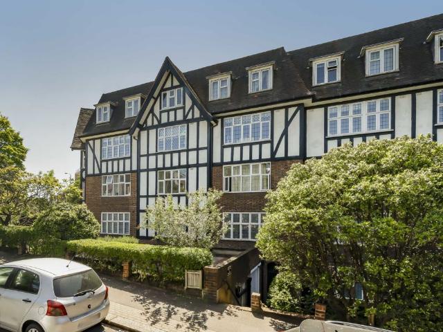 Finchley Road, Finchley Road NW2, 4 bed flat to rent, £3,500 pcm | PrimeLocation