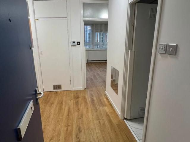 Finchley Road, London NW3, 2 bed flat to rent, £2,297 pcm | PrimeLocation