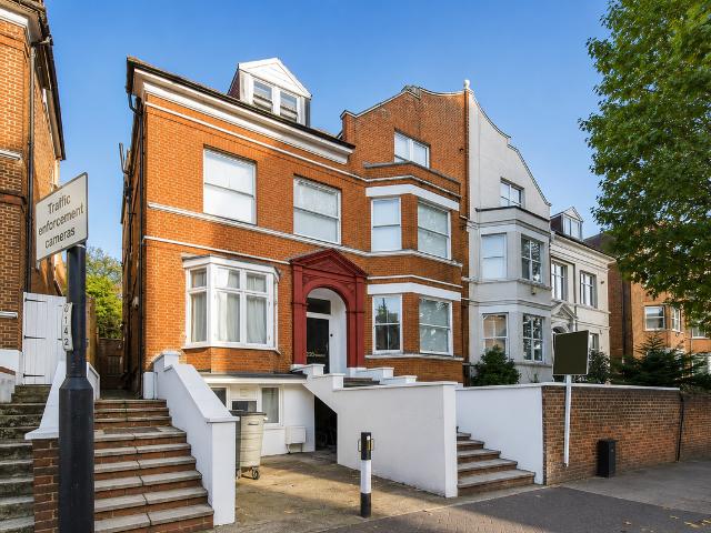 Finchley Road, London NW3, Studio to rent, £1,550 pcm | PrimeLocation