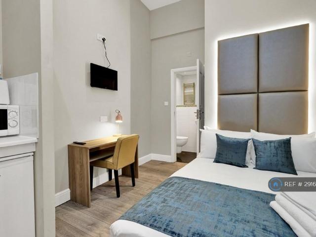 Finchley Road, London, NW3 Studio to rent £1,325 pcm £306 pw